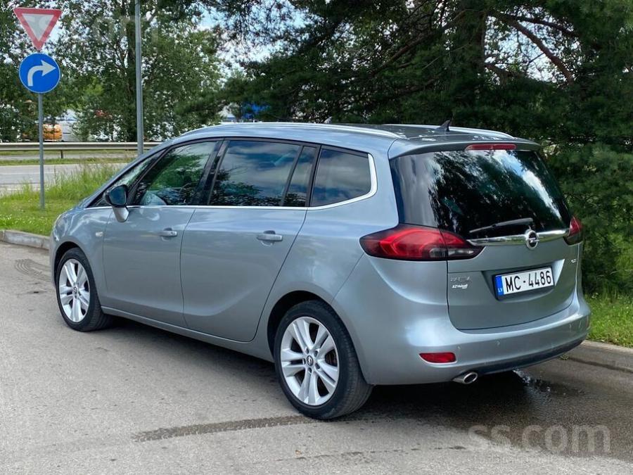 Opel Zafira 2014 Rīga, ar dzinēja tilpumu 2.00 L un nobraukumu 0 tūkst. km par 6499 €, foto 3 vietnē AUTOMOTO.COM.LV