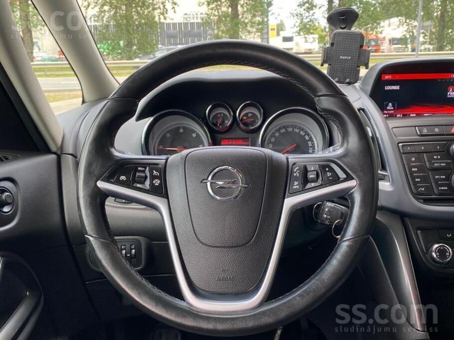 Opel Zafira 2014 Rīga, ar dzinēja tilpumu 2.00 L un nobraukumu 0 tūkst. km par 6499 €, foto 11 vietnē AUTOMOTO.COM.LV