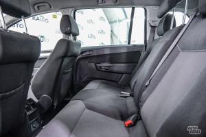 Opel Zafira 2014 in Kaunas, with an engine capacity of 1.70 L and mileage of 240 thousand km for 4790 €, photo 9 on AUTOMOTO.COM.LV
