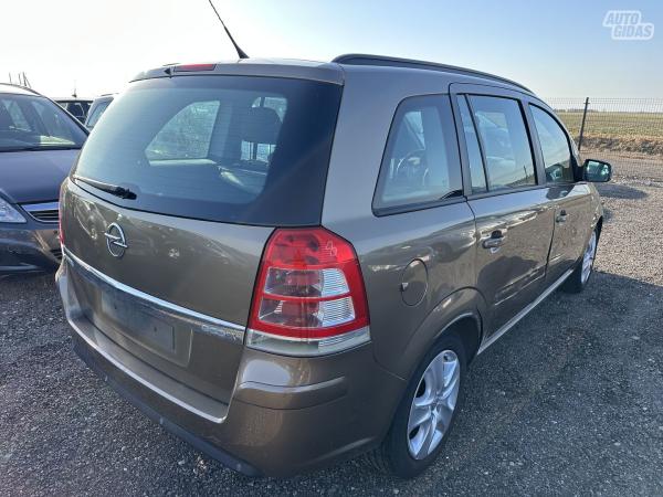 Opel Zafira 2014 Giraitė, ar dzinēja tilpumu 1.70 L un nobraukumu 250 tūkst. km par 3000 €, foto 5 vietnē AUTOMOTO.COM.LV