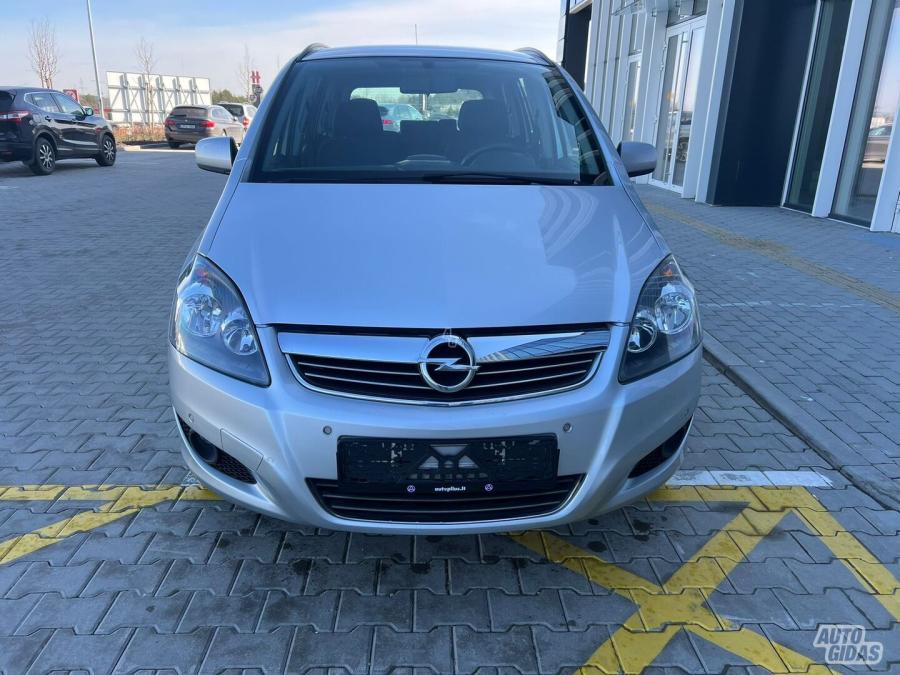 Opel Zafira 2014 Viļņa, ar dzinēja tilpumu 1.80 L un nobraukumu 158 tūkst. km par 3899 €, foto 1 vietnē AUTOMOTO.COM.LV