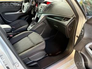 Opel Zafira 2014 in Jelgava, with an engine capacity of 2.00 L and mileage of 130 thousand km for 8450 €, photo 14 on AUTOMOTO.COM.LV