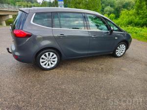 Opel Zafira 2014 Rīga, ar dzinēja tilpumu 2.00 L un nobraukumu 352 tūkst. km par 4650 €, foto 5 vietnē AUTOMOTO.COM.LV