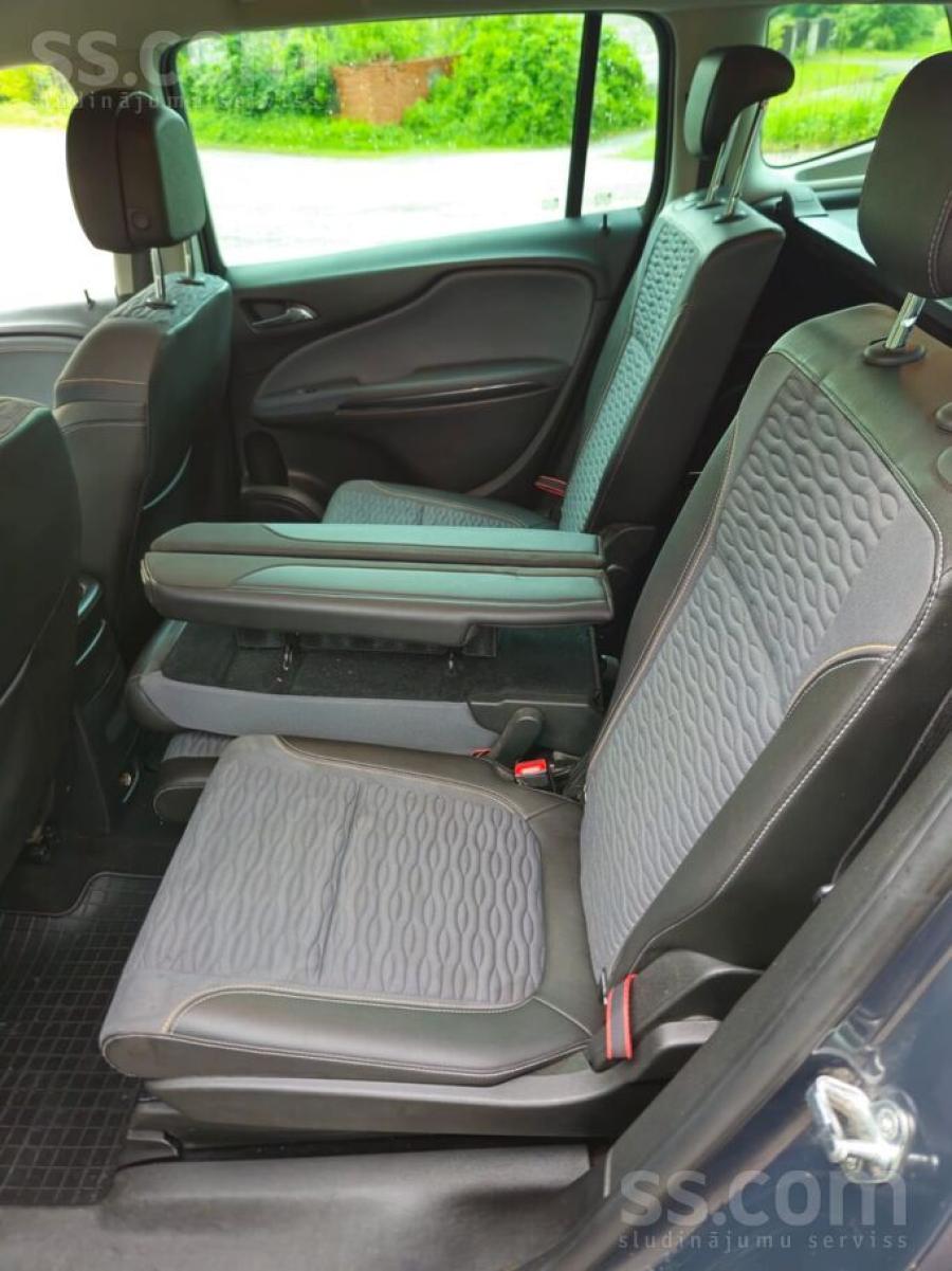 Opel Zafira 2014 Rīga, ar dzinēja tilpumu 2.00 L un nobraukumu 352 tūkst. km par 4650 €, foto 8 vietnē AUTOMOTO.COM.LV
