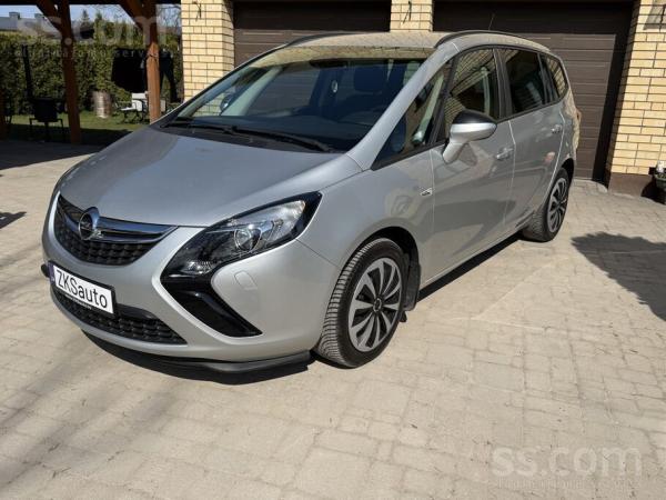 Опель Зафира 2014 в Елгава, объемом двигателя 2.00 л и пробегом 130 тыс. км за 8400 €, фото 1 на AUTOMOTO.COM.LV