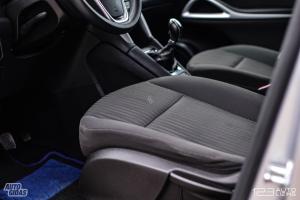 Opel Zafira 2014 in Kretinga, with an engine capacity of 2.00 L and mileage of 227 thousand km for 5650 €, photo 16 on AUTOMOTO.COM.LV