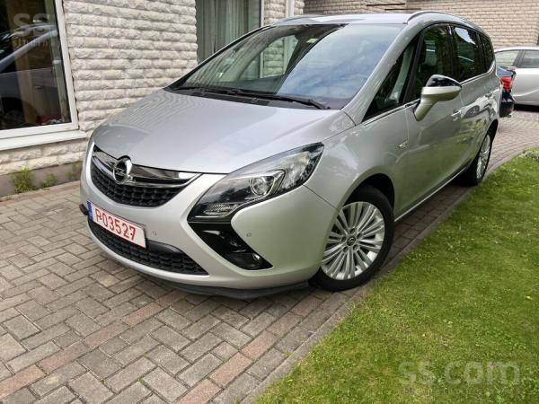 Opel Zafira 2015 in Riga, with an engine capacity of 1.60 L and mileage of 179 thousand km for 6200 €, photo 2 on AUTOMOTO.COM.LV