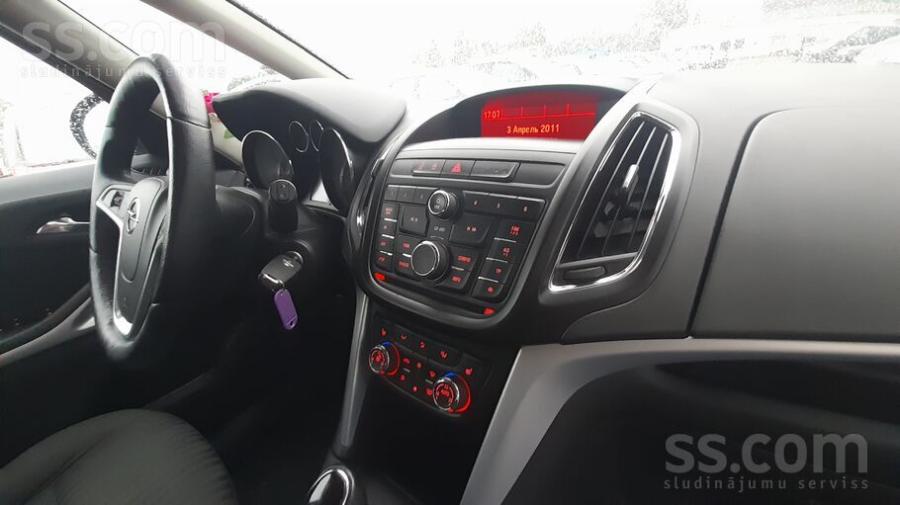 Опель Зафира 2015 в Рига, объемом двигателя 2.00 л и пробегом 149 тыс. км за 7900 €, фото 25 на AUTOMOTO.COM.LV