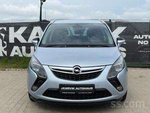 Opel Zafira 2015 in Liepaja, with an engine capacity of 1.60 L and mileage of 360 thousand km for 4250 €, photo  on AUTOMOTO.COM.LV