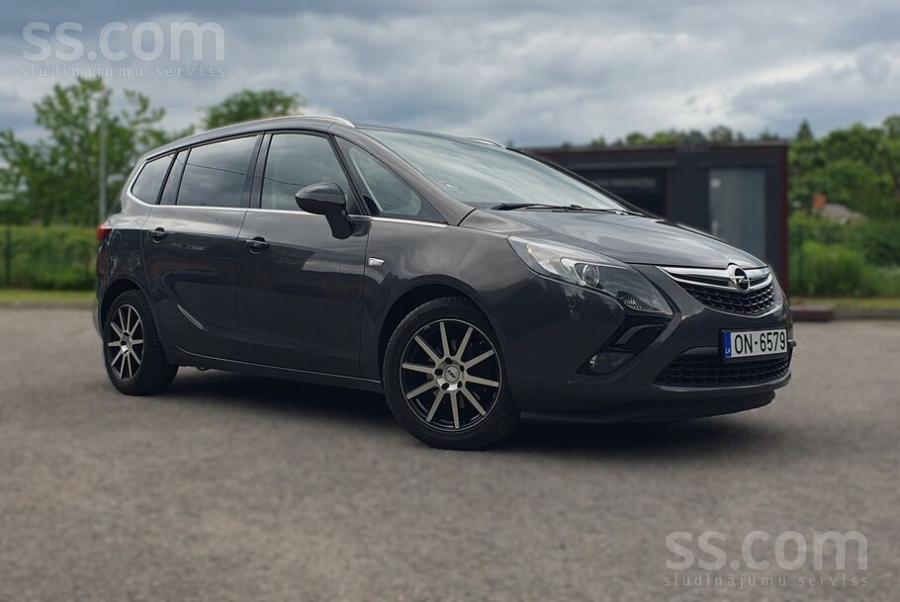 Opel Zafira 2015 in Riga, with an engine capacity of 1.40 L and mileage of 158 thousand km for 5300 €, photo 5 on AUTOMOTO.COM.LV