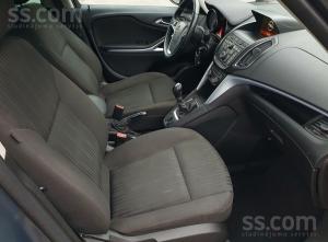 Opel Zafira 2015 in Riga, with an engine capacity of 1.40 L and mileage of 158 thousand km for 5300 €, photo 10 on AUTOMOTO.COM.LV