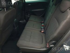 Opel Zafira 2015 in Riga, with an engine capacity of 1.40 L and mileage of 158 thousand km for 5300 €, photo 12 on AUTOMOTO.COM.LV