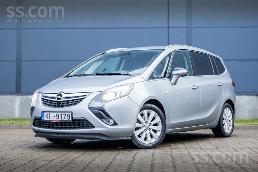 Opel Zafira 2015 in Riga, with an engine capacity of 1.60 L and mileage of 316 thousand km for 6990 €, photo 1 on AUTOMOTO.COM.LV