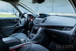 Opel Zafira 2015 in Riga, with an engine capacity of 1.60 L and mileage of 316 thousand km for 6990 €, photo 14 on AUTOMOTO.COM.LV