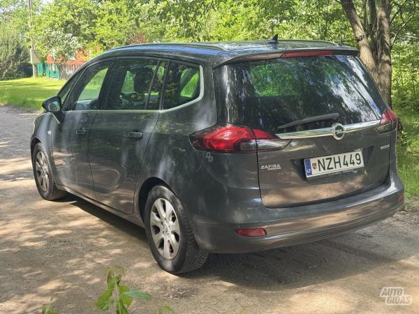 Opel Zafira 2015 in Kaunas, with an engine capacity of 1.40 L and mileage of 222 thousand km for 4500 €, photo 7 on AUTOMOTO.COM.LV