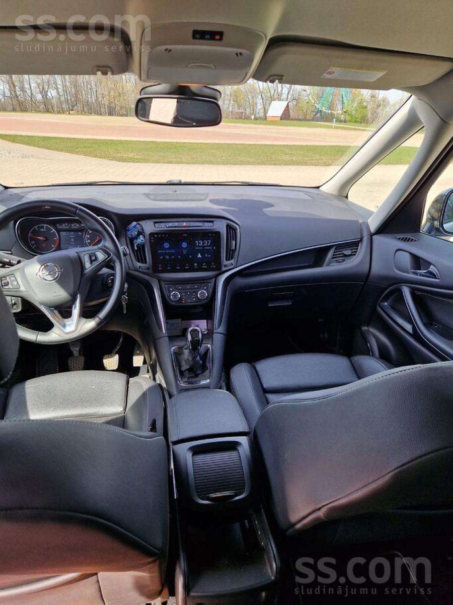 Opel Zafira 2017 Ogre, ar dzinēja tilpumu 1.60 L un nobraukumu 208 tūkst. km par 8000 €, foto 12 vietnē AUTOMOTO.COM.LV