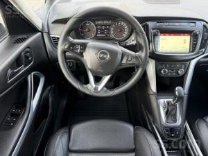 Opel Zafira 2017 in Ogre, with an engine capacity of 2.00 L and mileage of 238 thousand km for 7599 €, photo 9 on AUTOMOTO.COM.LV