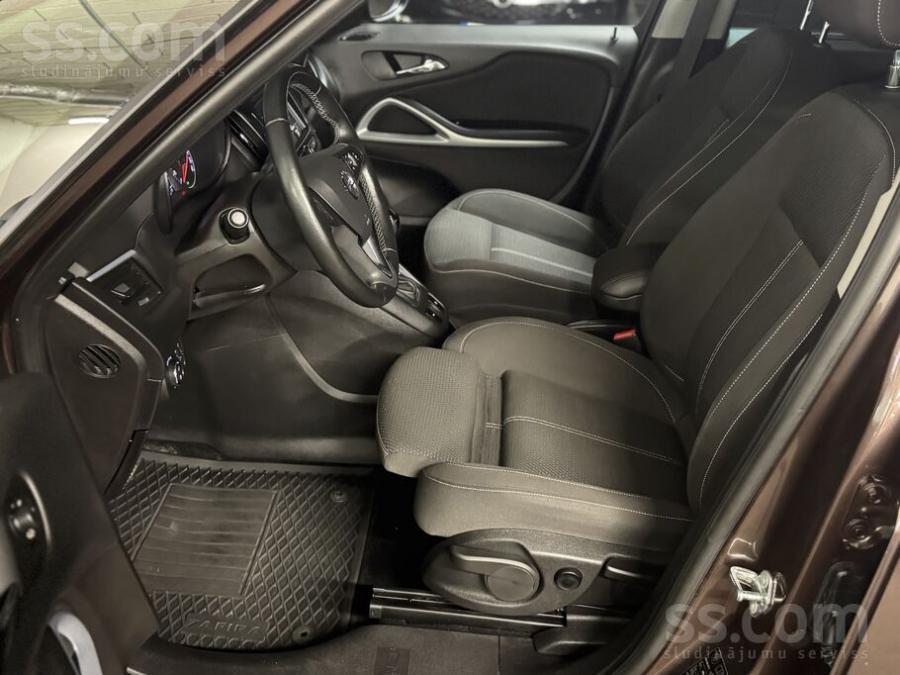 Opel Zafira 2018 Rīga, ar dzinēja tilpumu 2.00 L un nobraukumu 120 tūkst. km par 10700 €, foto 19 vietnē AUTOMOTO.COM.LV