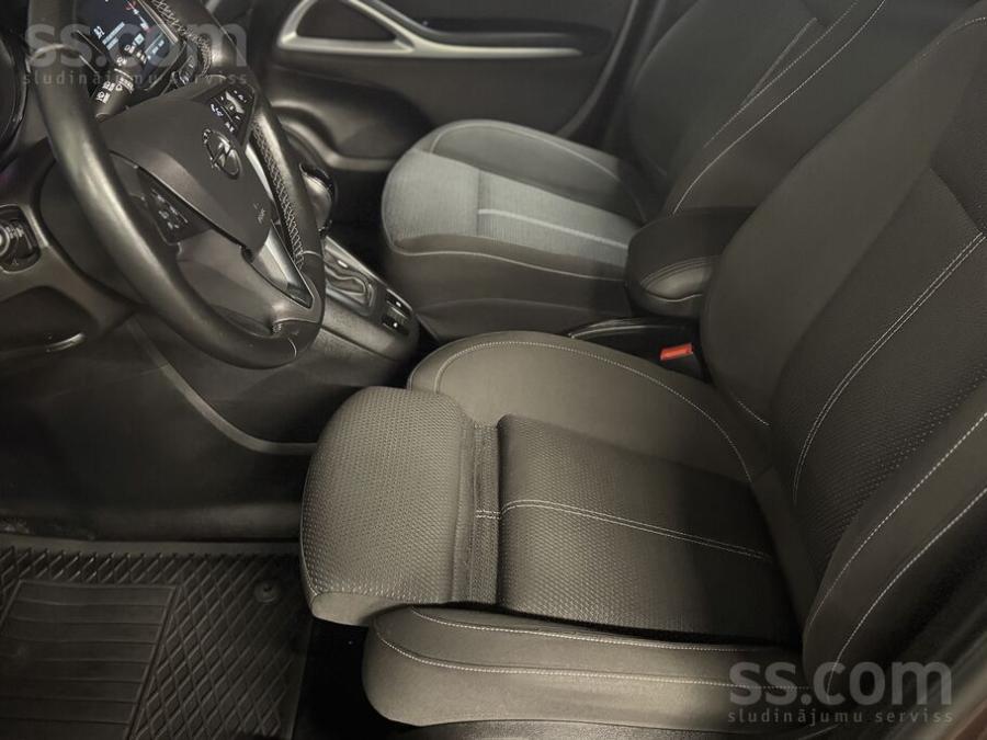 Opel Zafira 2018 Rīga, ar dzinēja tilpumu 2.00 L un nobraukumu 120 tūkst. km par 10700 €, foto 20 vietnē AUTOMOTO.COM.LV