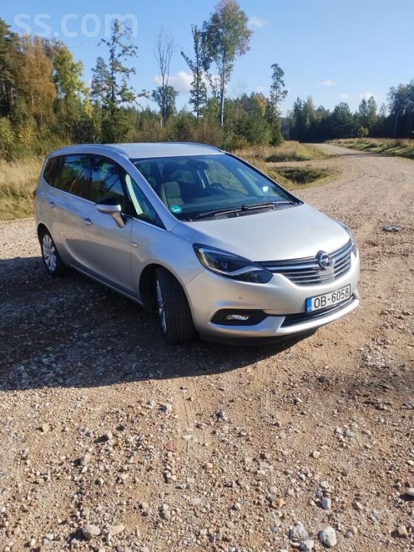 Opel Zafira 2018 Jelgava, ar dzinēja tilpumu 2.00 L un nobraukumu 253 tūkst. km par 9750 €, foto 4 vietnē AUTOMOTO.COM.LV