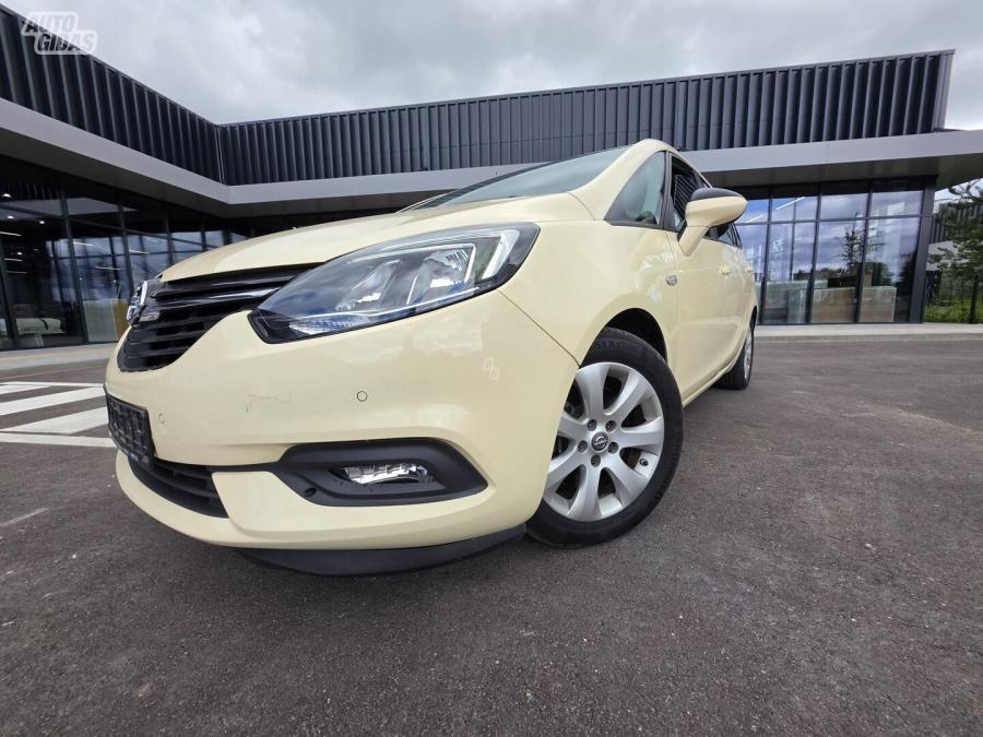 Opel Zafira 2019 in Kaunas, with an engine capacity of 2.00 L and mileage of 277 thousand km for 6650 €, photo 1 on AUTOMOTO.COM.LV
