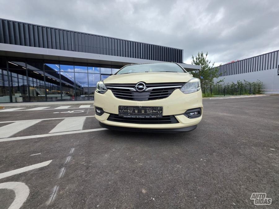 Opel Zafira 2019 in Kaunas, with an engine capacity of 2.00 L and mileage of 277 thousand km for 6650 €, photo 12 on AUTOMOTO.COM.LV