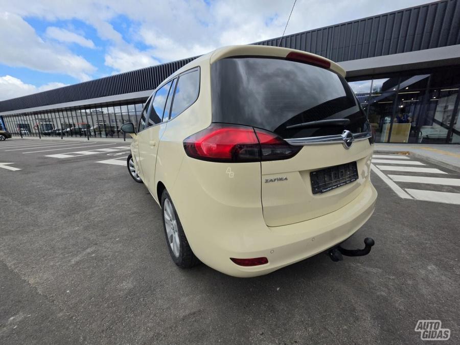 Opel Zafira 2019 in Kaunas, with an engine capacity of 2.00 L and mileage of 277 thousand km for 6650 €, photo 18 on AUTOMOTO.COM.LV