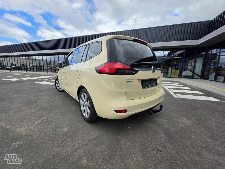 Opel Zafira 2019 in Kaunas, with an engine capacity of 2.00 L and mileage of 277 thousand km for 6650 €, photo 19 on AUTOMOTO.COM.LV