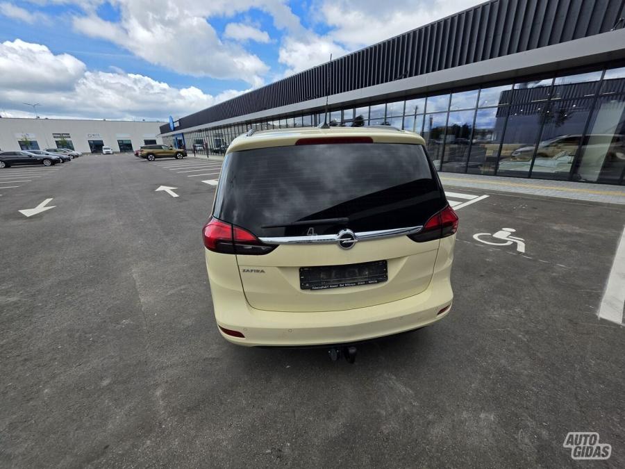 Opel Zafira 2019 in Kaunas, with an engine capacity of 2.00 L and mileage of 277 thousand km for 6650 €, photo 20 on AUTOMOTO.COM.LV