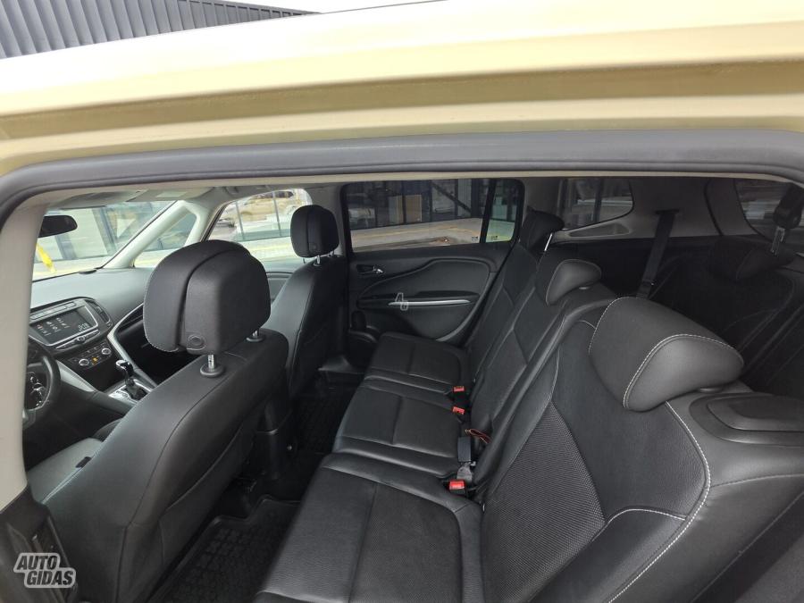 Opel Zafira 2019 in Kaunas, with an engine capacity of 2.00 L and mileage of 277 thousand km for 6650 €, photo 22 on AUTOMOTO.COM.LV