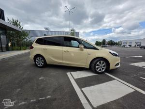 Opel Zafira 2019 in Kaunas, with an engine capacity of 2.00 L and mileage of 277 thousand km for 6650 €, photo 32 on AUTOMOTO.COM.LV