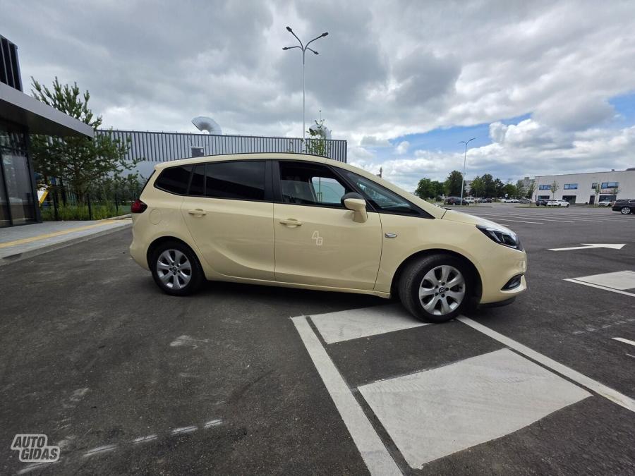 Opel Zafira 2019 in Kaunas, with an engine capacity of 2.00 L and mileage of 277 thousand km for 6650 €, photo 32 on AUTOMOTO.COM.LV