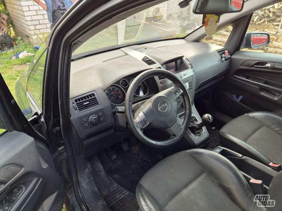 Opel Zafira 2026 in Jonava, with an engine capacity of 1.90 L and mileage of 313 thousand km for 499 €, photo 9 on AUTOMOTO.COM.LV