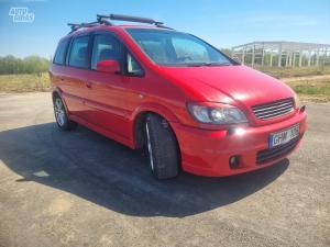 Red Opel Zafira 2003 in Kaunas, with an engine capacity of 2.20 L and mileage of 300 thousand km for 1250 €, photo 4 on AUTOMOTO.COM.LV