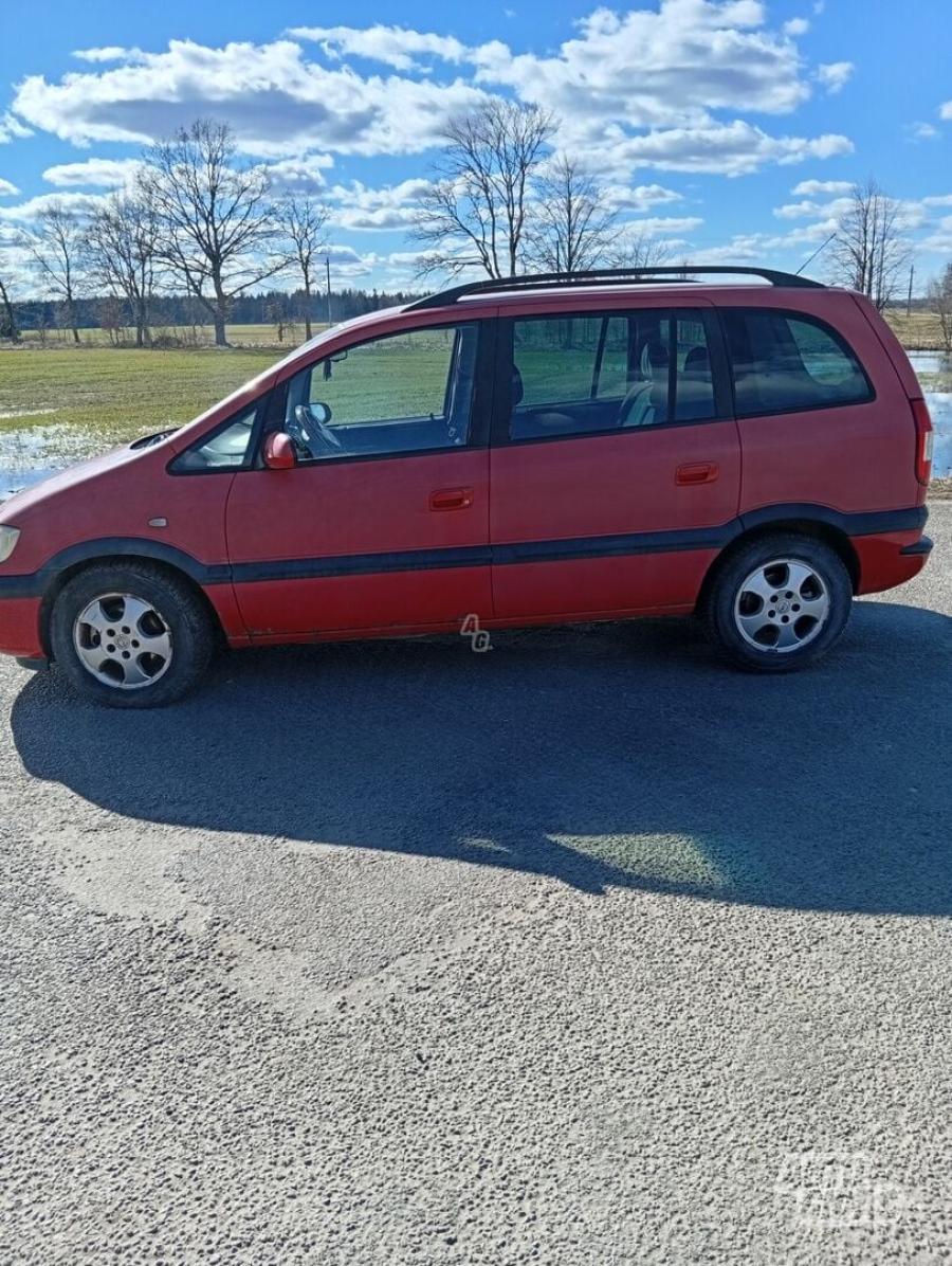 Sarkans Opel Zafira 2003 Akmenė, ar dzinēja tilpumu 2.00 L un nobraukumu 24 tūkst. km par 600 €, foto 6 vietnē AUTOMOTO.COM.LV