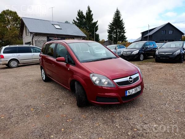 Sarkans Opel Zafira 2005 Rēzekne, ar dzinēja tilpumu 1.90 L un nobraukumu 225 tūkst. km par 1950 €, foto 4 vietnē AUTOMOTO.COM.LV