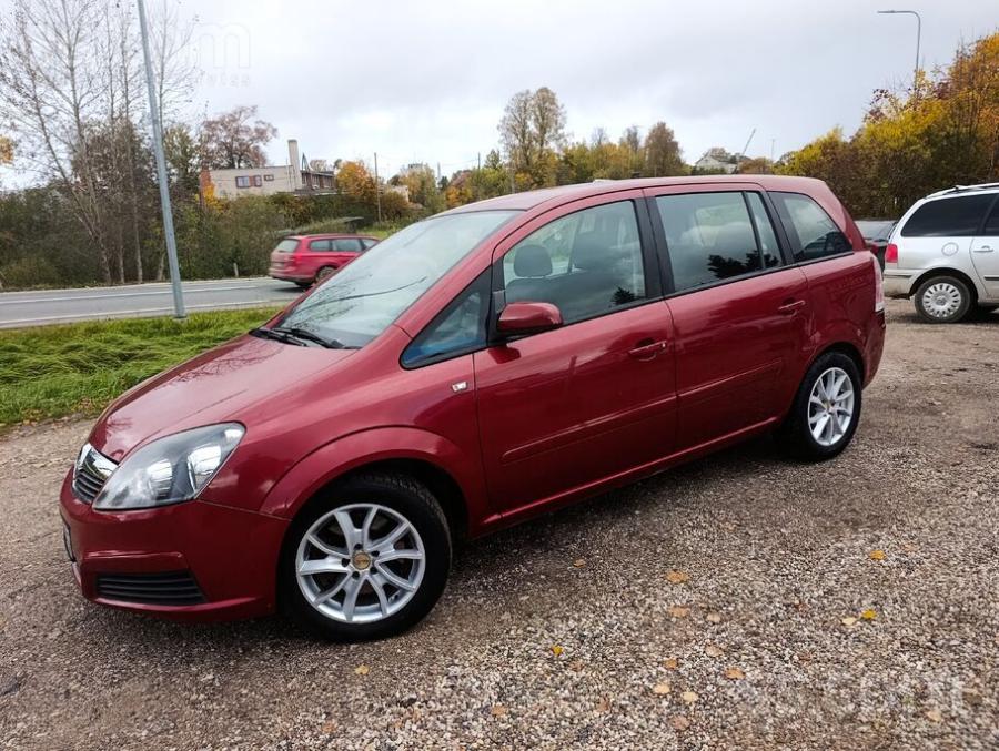 Sarkans Opel Zafira 2005 Rēzekne, ar dzinēja tilpumu 1.90 L un nobraukumu 225 tūkst. km par 1950 €, foto 10 vietnē AUTOMOTO.COM.LV