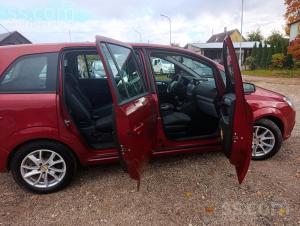Sarkans Opel Zafira 2005 Rēzekne, ar dzinēja tilpumu 1.90 L un nobraukumu 225 tūkst. km par 1950 €, foto 13 vietnē AUTOMOTO.COM.LV