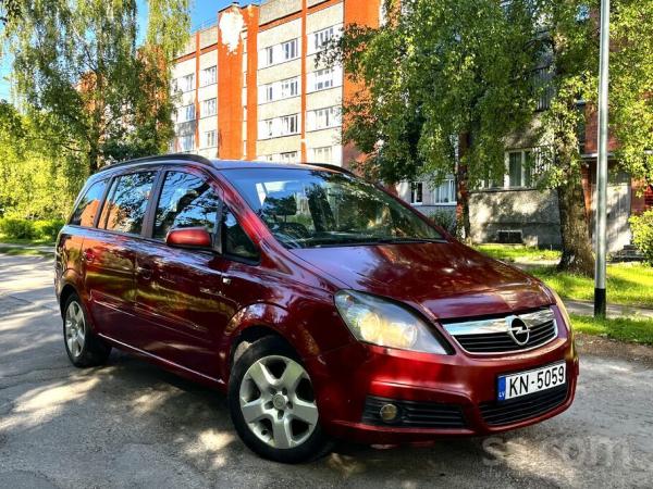 Red Opel Zafira 2006 in Riga, with an engine capacity of 1.90 L and mileage of 421 thousand km for 1530 €, photo 2 on AUTOMOTO.COM.LV