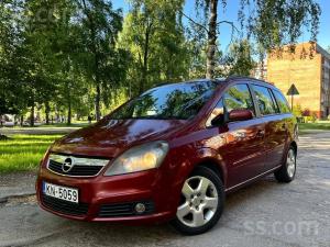 Sarkans Opel Zafira 2006 Rīga, ar dzinēja tilpumu 1.90 L un nobraukumu 421 tūkst. km par 1530 €, foto 5 vietnē AUTOMOTO.COM.LV