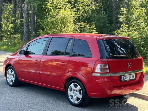 Sarkans Opel Zafira 2008 Valmiera, ar dzinēja tilpumu 1.70 L un nobraukumu 0 tūkst. km par 1600 €, foto 2 vietnē AUTOMOTO.COM.LV