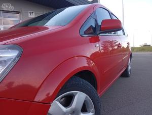 Sarkans Opel Zafira 2012 Viļņa, ar dzinēja tilpumu 1.70 L un nobraukumu 370 tūkst. km par 2750 €, foto 12 vietnē AUTOMOTO.COM.LV