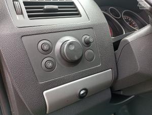 Sarkans Opel Zafira 2012 Viļņa, ar dzinēja tilpumu 1.70 L un nobraukumu 370 tūkst. km par 2750 €, foto 37 vietnē AUTOMOTO.COM.LV