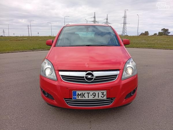 Red Opel Zafira 2012 in Vilnius, with an engine capacity of 1.70 L and mileage of 370 thousand km for 2750 €, photo 2 on AUTOMOTO.COM.LV
