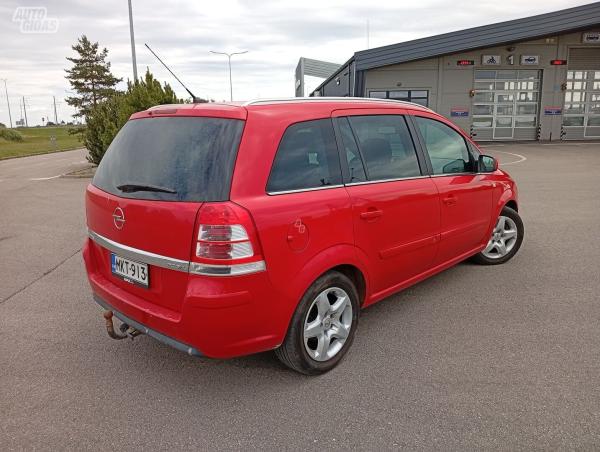 Sarkans Opel Zafira 2012 Viļņa, ar dzinēja tilpumu 1.70 L un nobraukumu 370 tūkst. km par 2750 €, foto 5 vietnē AUTOMOTO.COM.LV