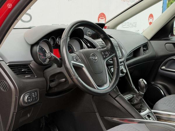 Sarkans Opel Zafira 2012 Tauragė, ar dzinēja tilpumu 2.00 L un nobraukumu 276 tūkst. km par 4750 €, foto 9 vietnē AUTOMOTO.COM.LV