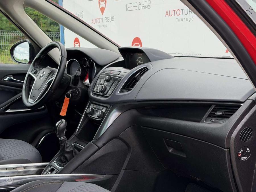 Sarkans Opel Zafira 2012 Tauragė, ar dzinēja tilpumu 2.00 L un nobraukumu 276 tūkst. km par 4750 €, foto 13 vietnē AUTOMOTO.COM.LV