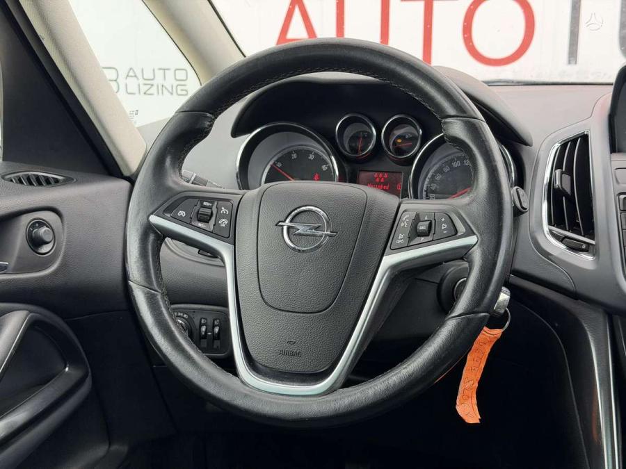 Sarkans Opel Zafira 2012 Tauragė, ar dzinēja tilpumu 2.00 L un nobraukumu 276 tūkst. km par 4750 €, foto 16 vietnē AUTOMOTO.COM.LV