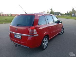 Red Opel Zafira 2012 in Siauliai, with an engine capacity of 1.70 L and mileage of 300 thousand km for 2550 €, photo 6 on AUTOMOTO.COM.LV