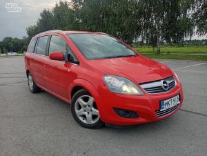 Sarkans Opel Zafira 2012 Viļņa, ar dzinēja tilpumu 1.70 L un nobraukumu 300 tūkst. km par 2550 €, foto 4 vietnē AUTOMOTO.COM.LV